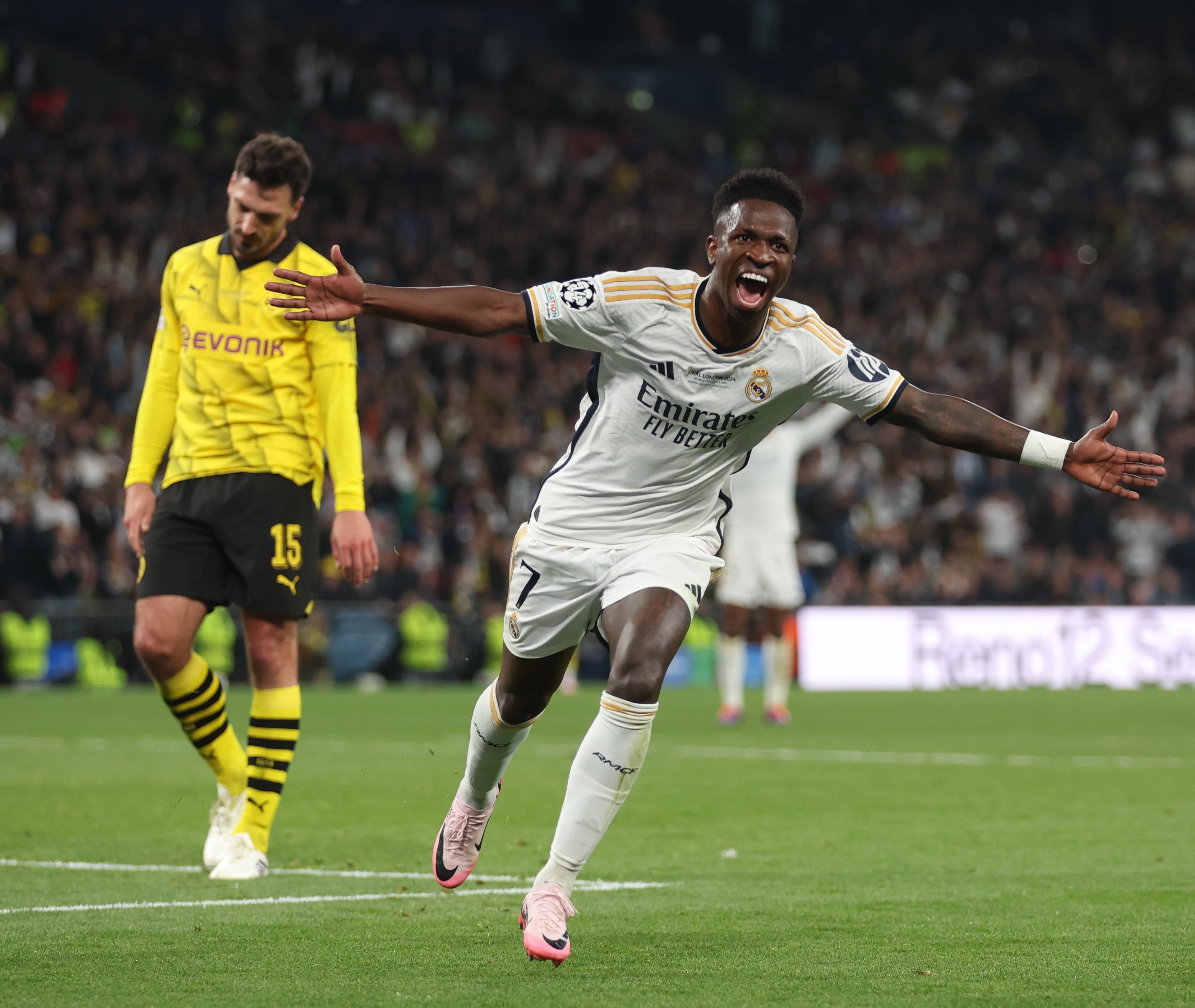 39场24球，维尼修斯创职业生涯单赛季进球数新高_PP视频体育频道