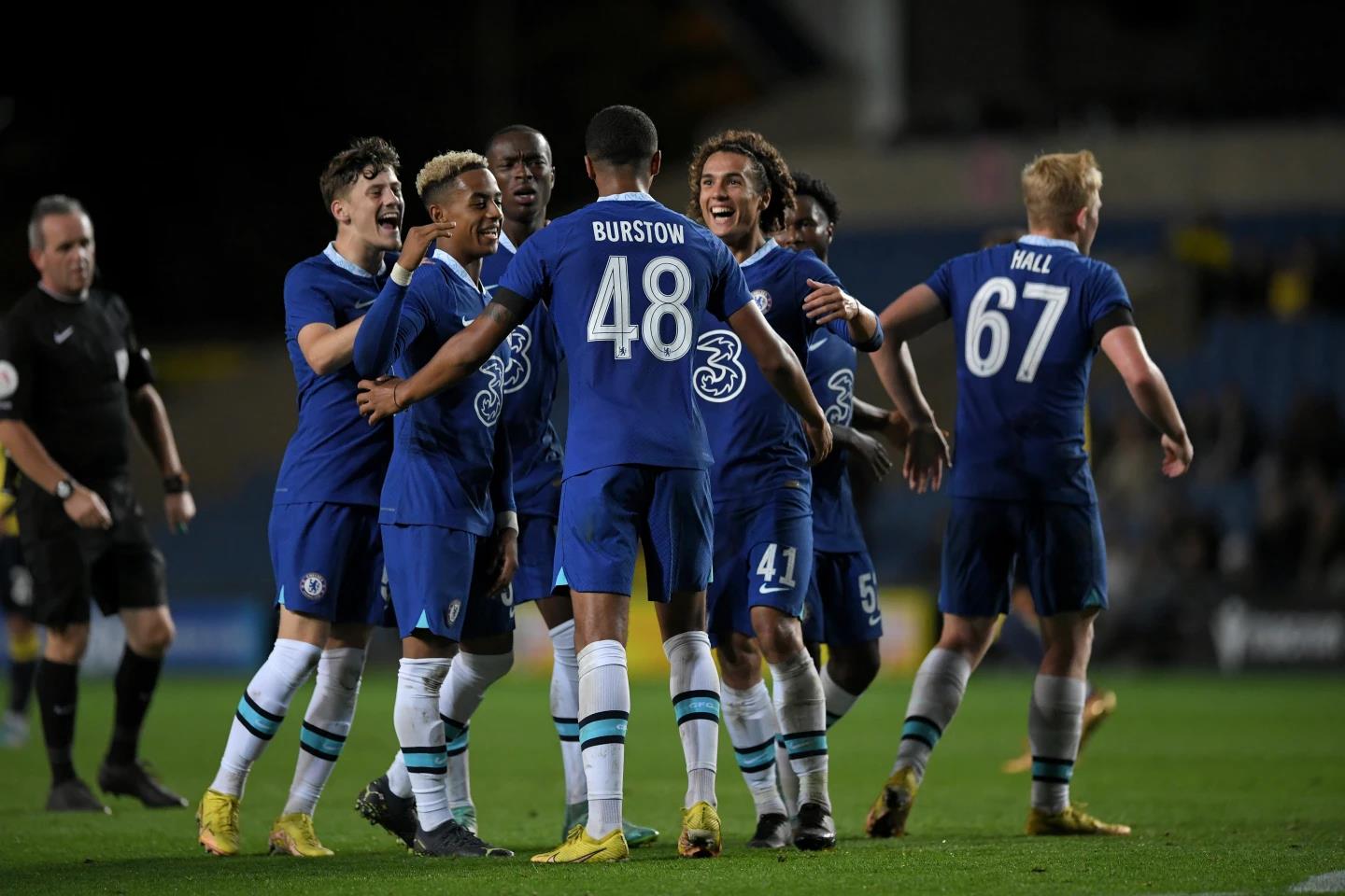 英锦赛：切尔西U21以2-1逆转牛津联，霍尔绝杀_PP视频体育频道