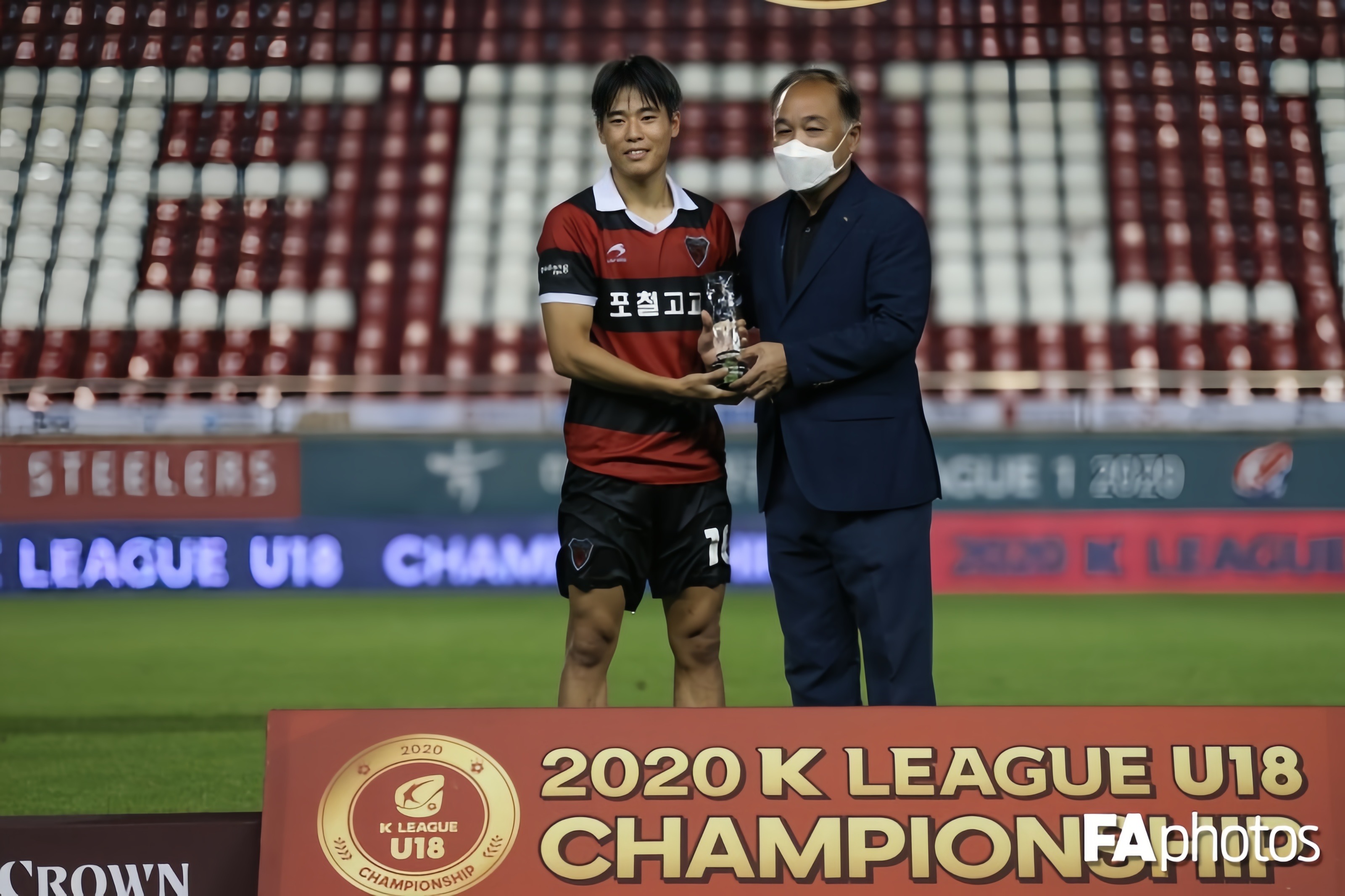 浦项制铁官方宣布，洪胤相从德甲沃尔夫斯堡回归。洪...