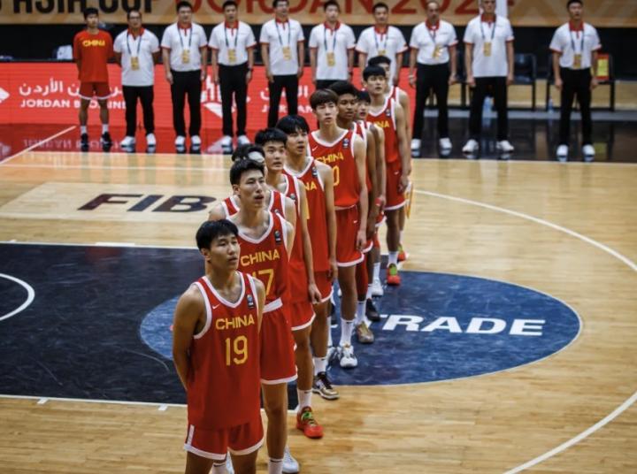 中国U18男篮两大将：陈家政&张博源合砍44分率队赢球