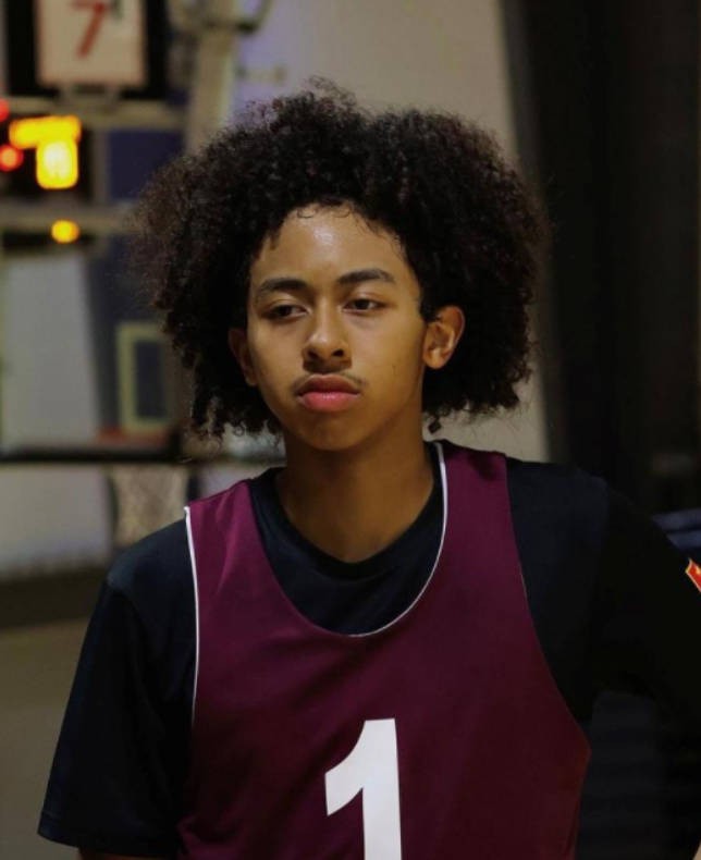 记者：上海男篮不要求朱正立刻来CBA，他可以继续在美国追梦